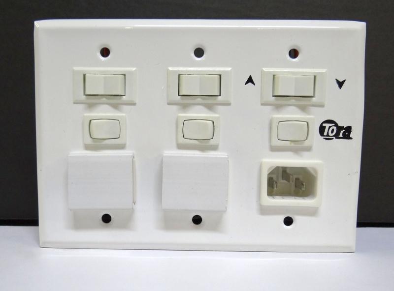 3-gang White / White Maintain UPS Wall Switch – Power Plus 500W Battery ...